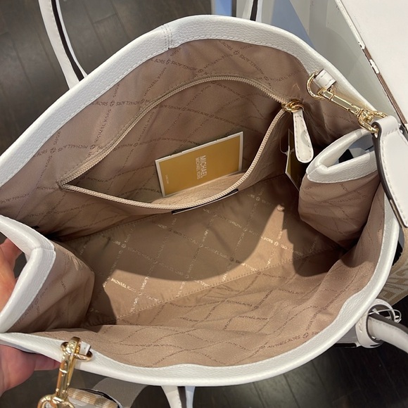 Michael Kors | Bags | Michael Kors Mirella Medium East West Pebbled ...